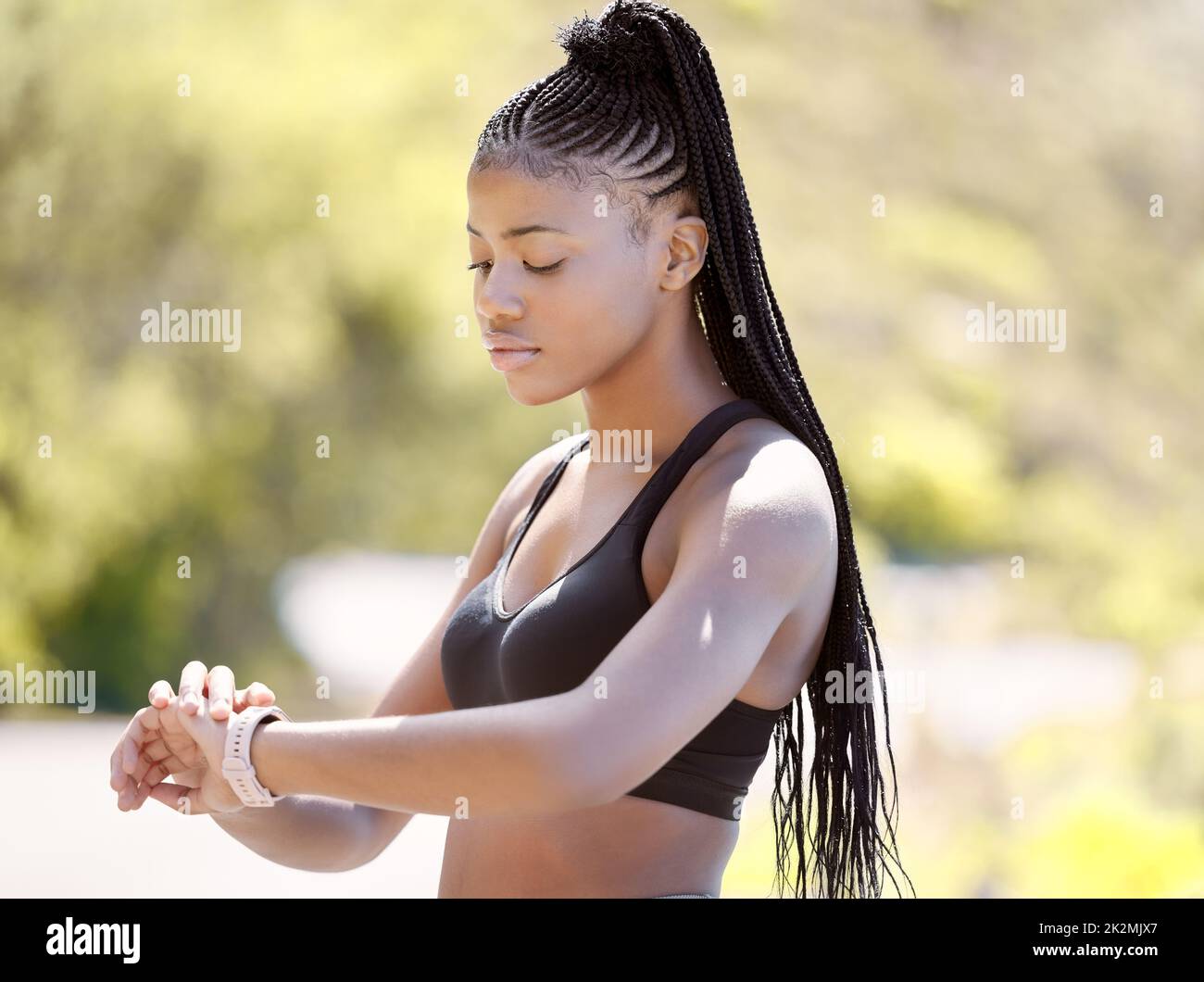 Black female athlete hi-res stock photography and images - Alamy