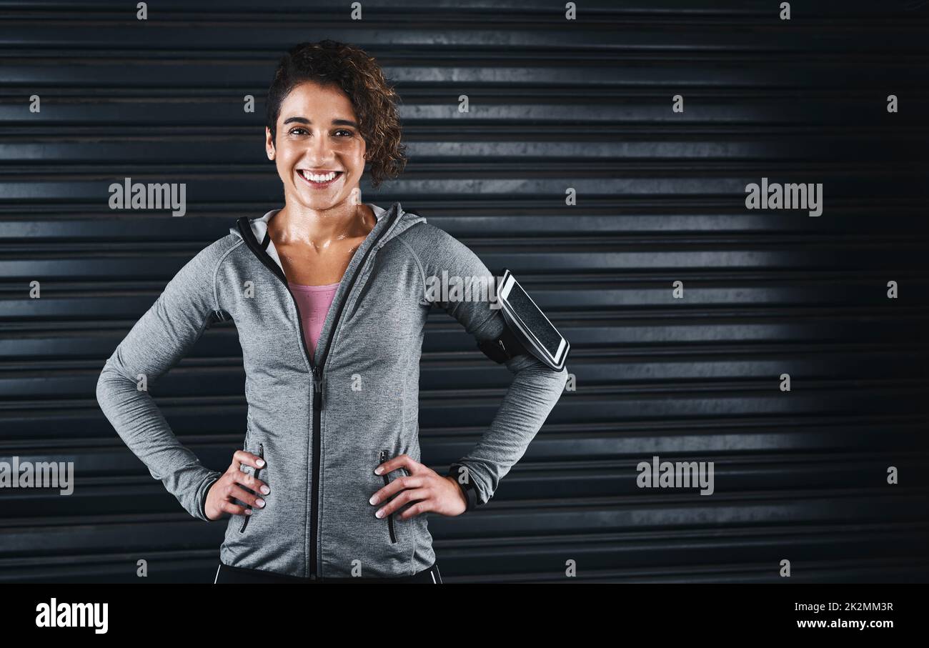 Got my beast on for this workout. Cropped portrait of an attractive ...