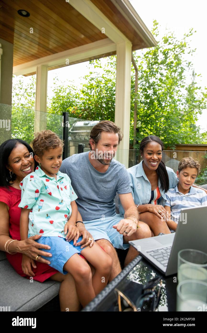 Family video call hi-res stock photography and images - Alamy