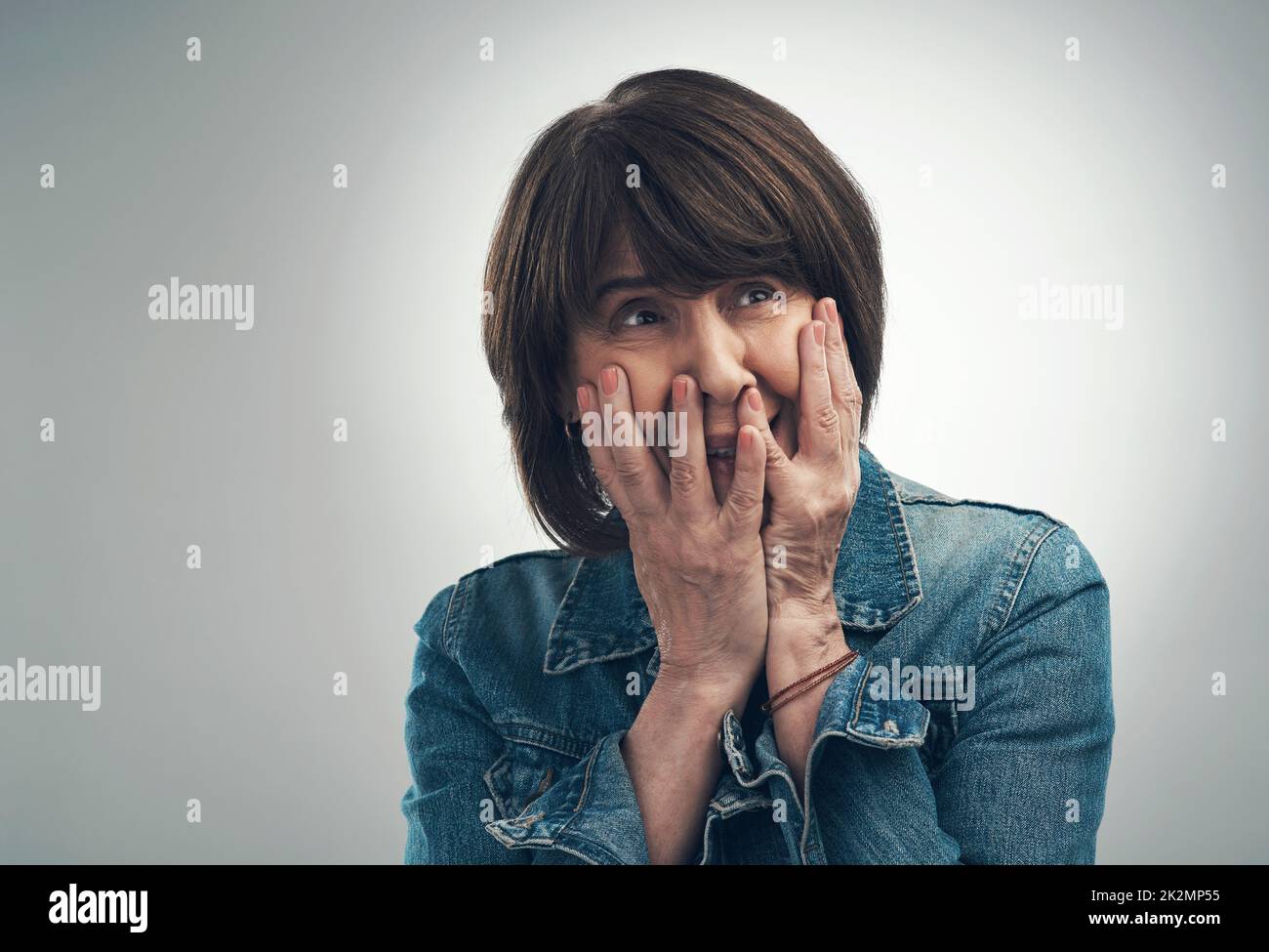 Scared old woman hi-res stock photography and images - Alamy