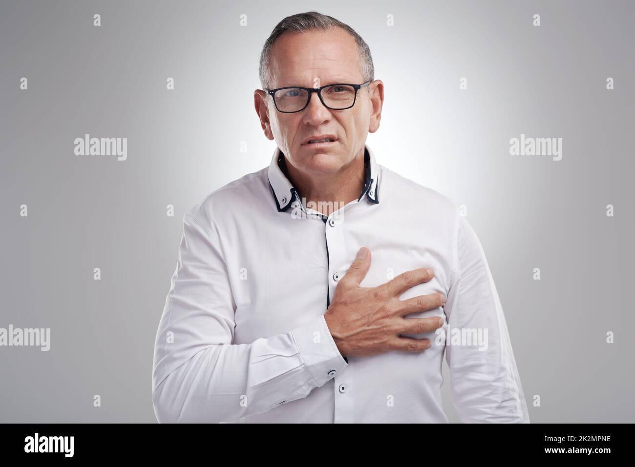 Hand clutching hi-res stock photography and images - Alamy