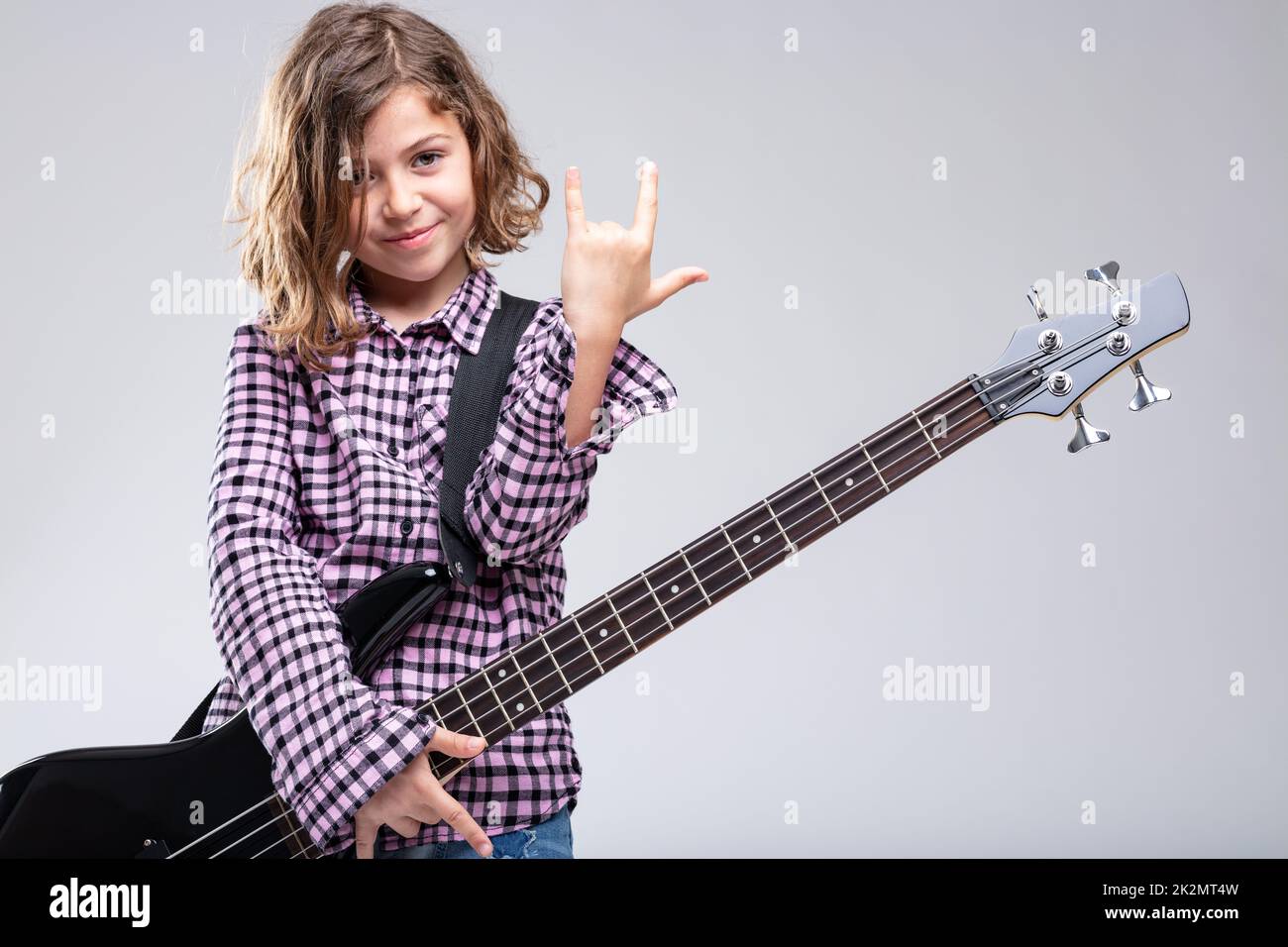 Hand sign horns hi-res stock photography and images - Alamy
