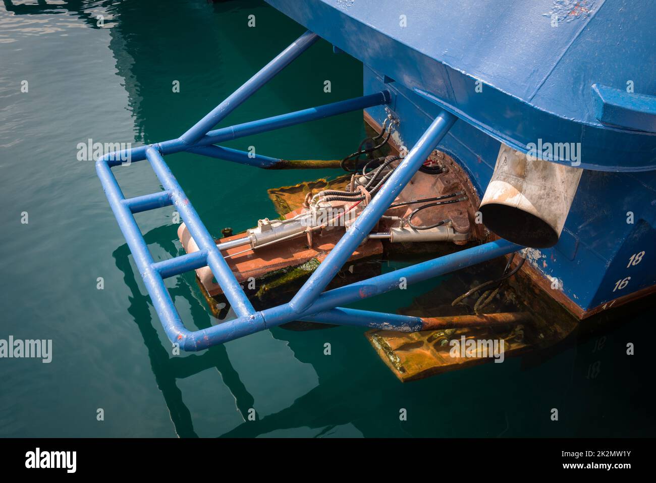 back of a ship vessel with leveller Stock Photo - Alamy