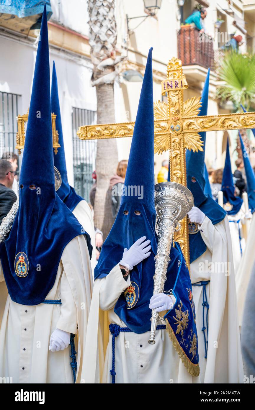 Wearing pointed hat hi-res stock photography and images - Alamy