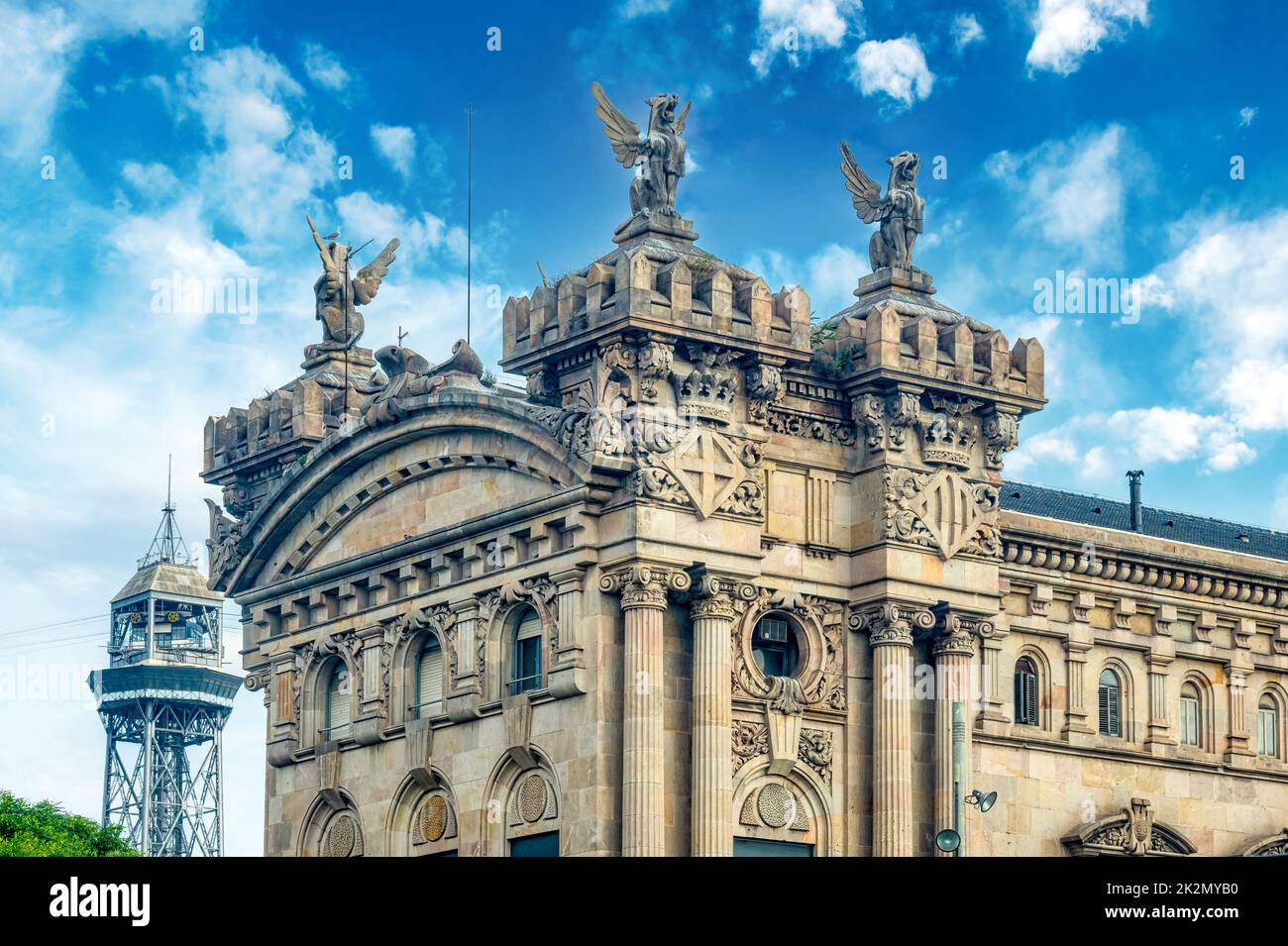 Old stone government building hi-res stock photography and images - Alamy