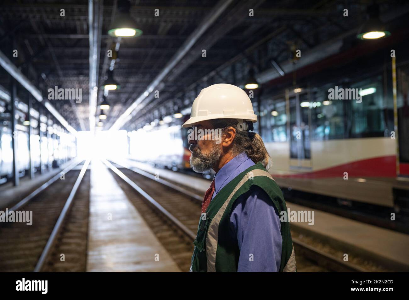 On tracks hi-res stock photography and images - Alamy