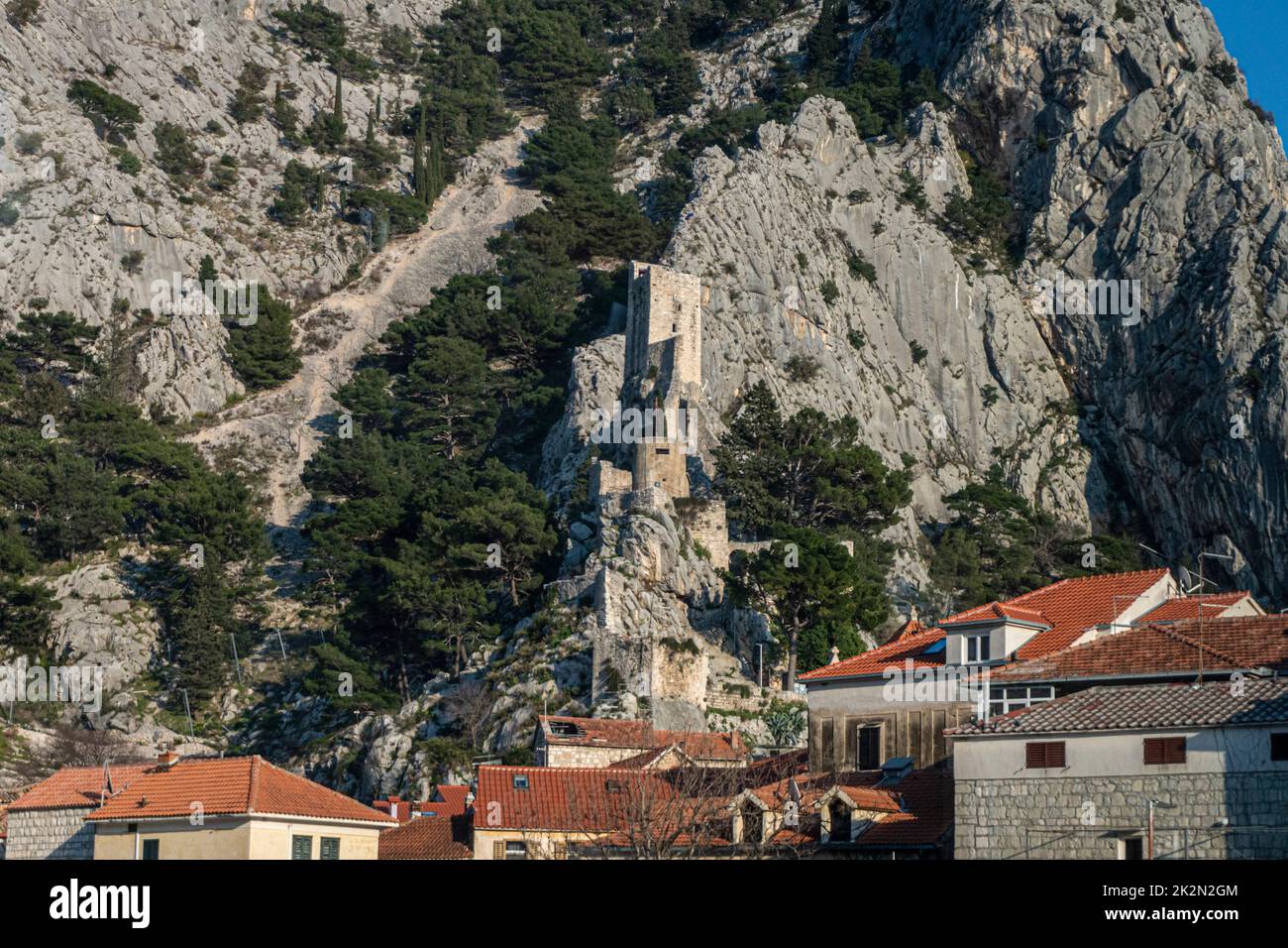 Omis fortress hi-res stock photography and images - Alamy