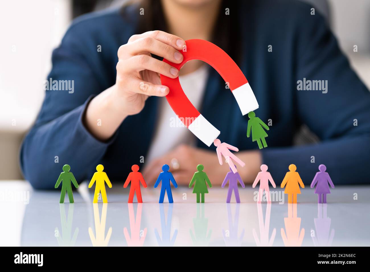 Attract Leads And Customers. Capture Business Candidate Stock Photo - Alamy