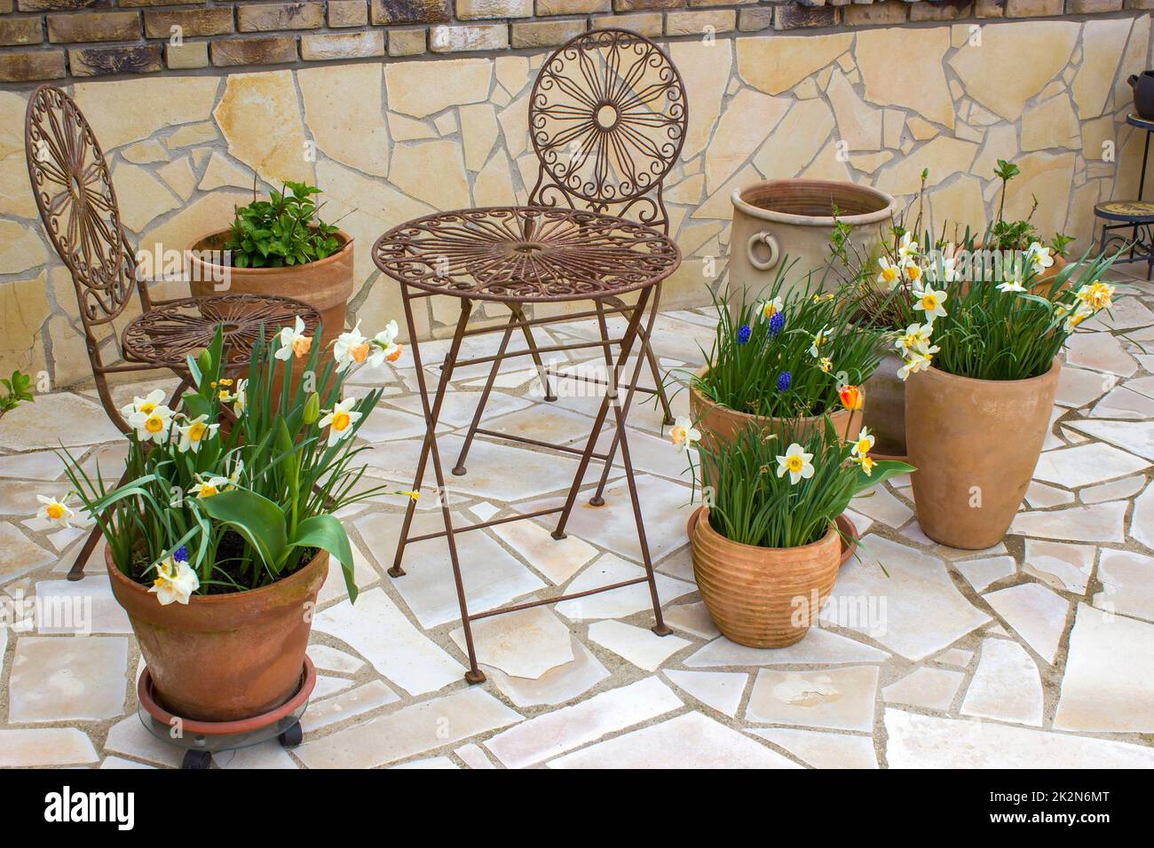 clay pots with spring flowers Stock Photo - Alamy