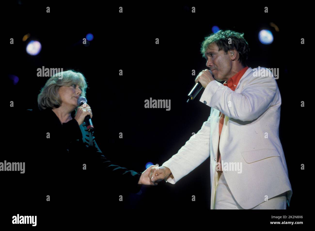 ELAINE PAIGE with SIR CLIFF RICHARD 16 July 1999; Credit: Mel Longhurst ...