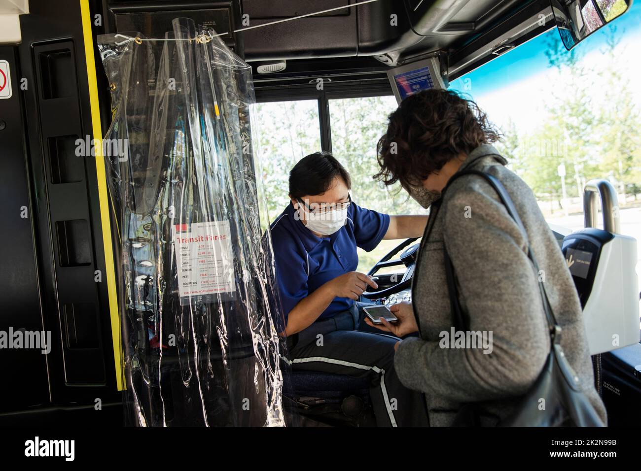 Bus driver woman hi-res stock photography and images - Alamy