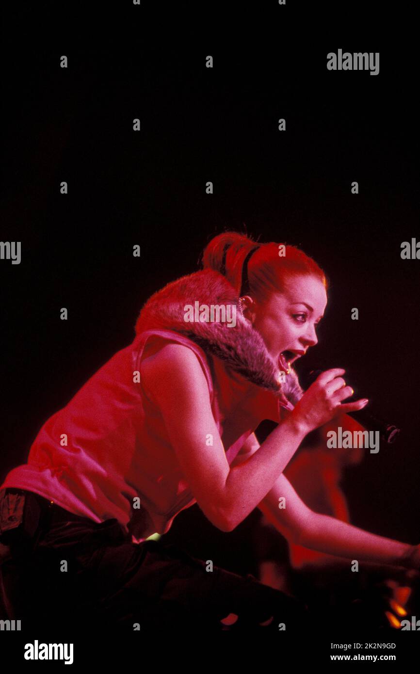 Garbage 1999 hi-res stock photography and images - Alamy