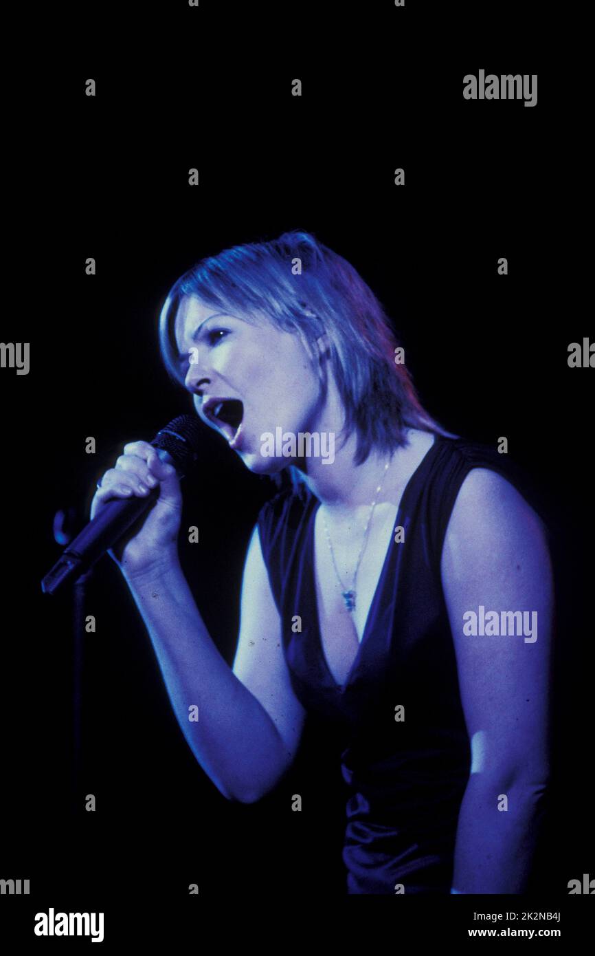 Dido singer hi-res stock photography and images - Alamy