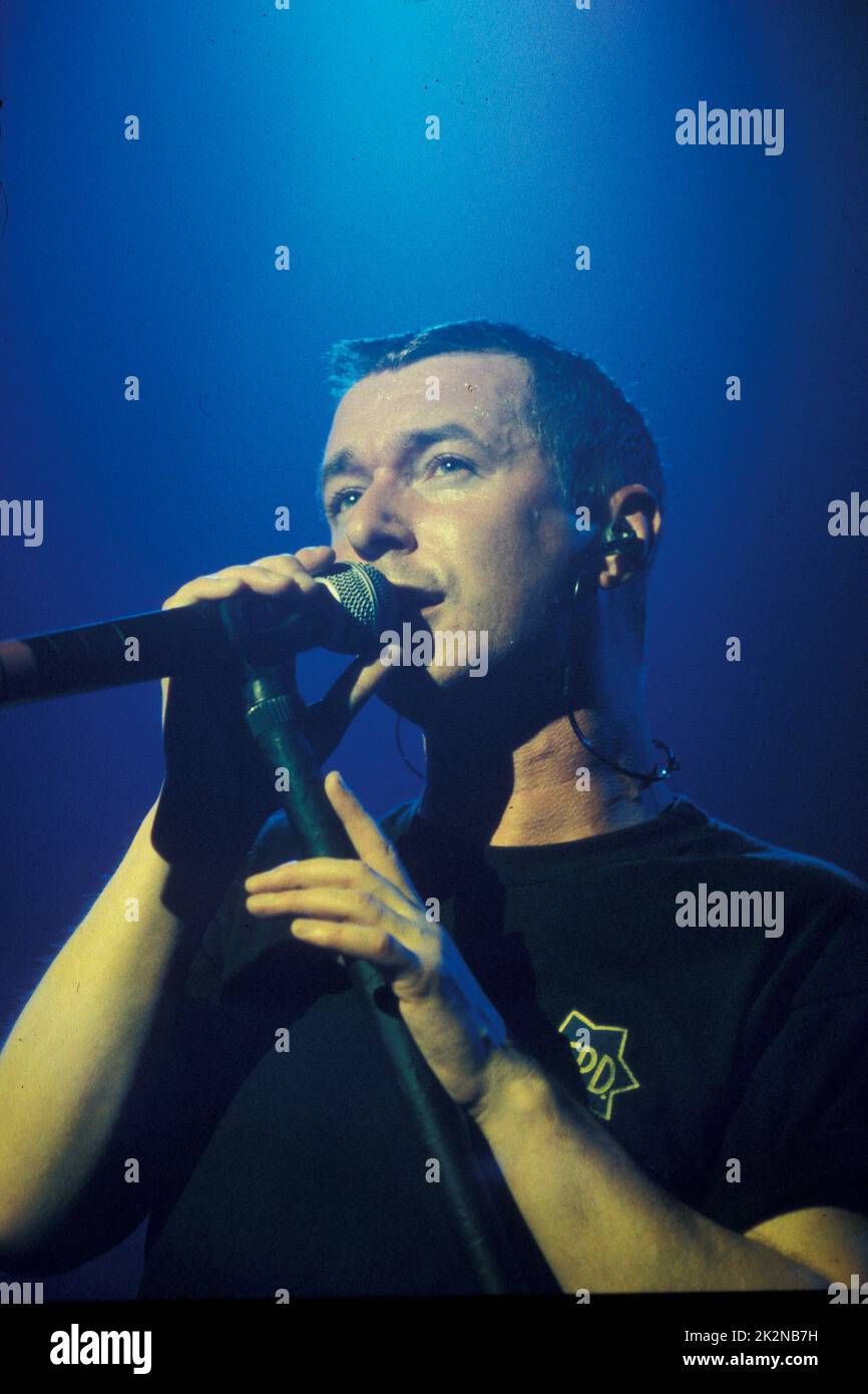 Danny bowes hi-res stock photography and images - Alamy