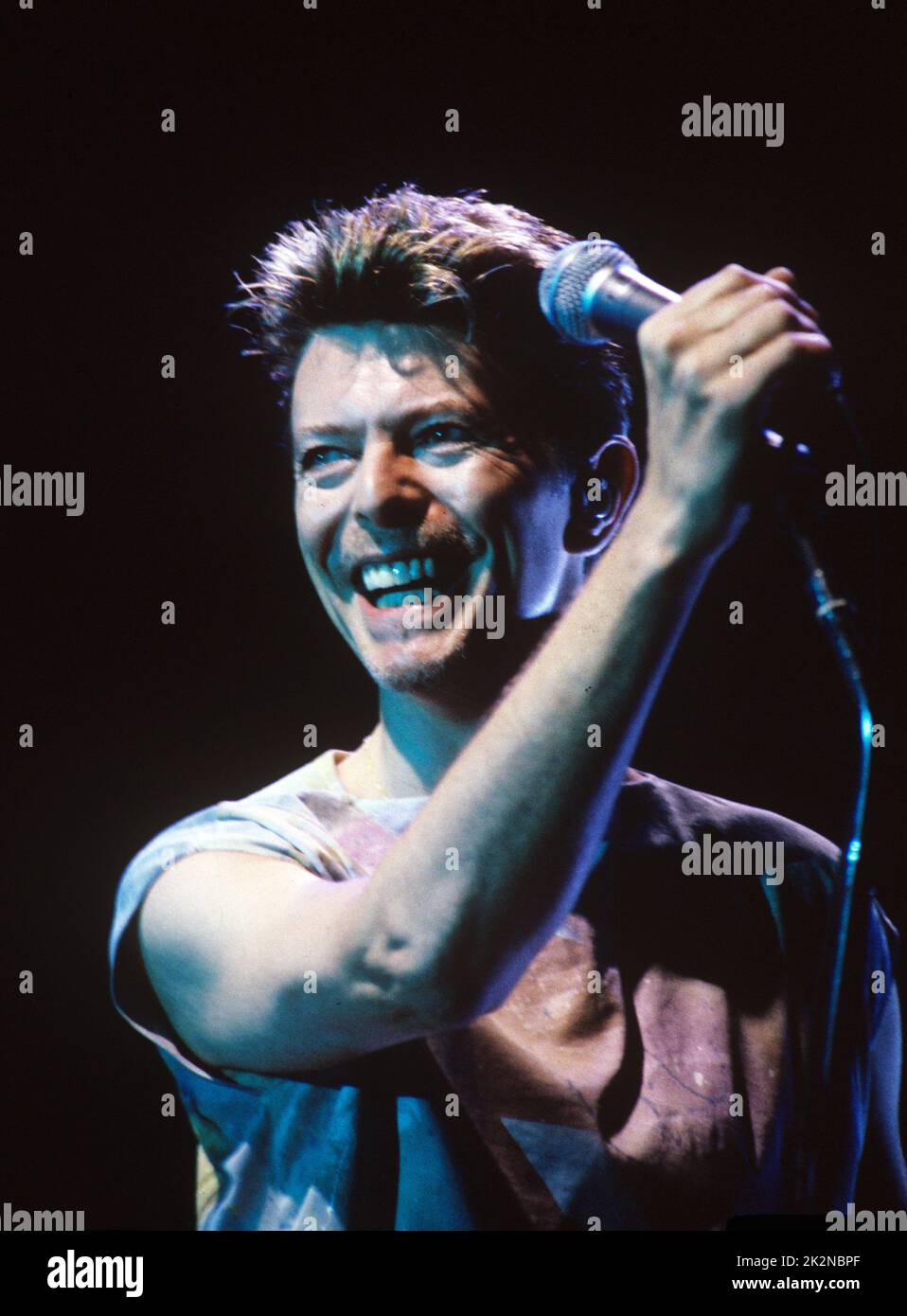 November 1995 hi-res stock photography and images - Alamy