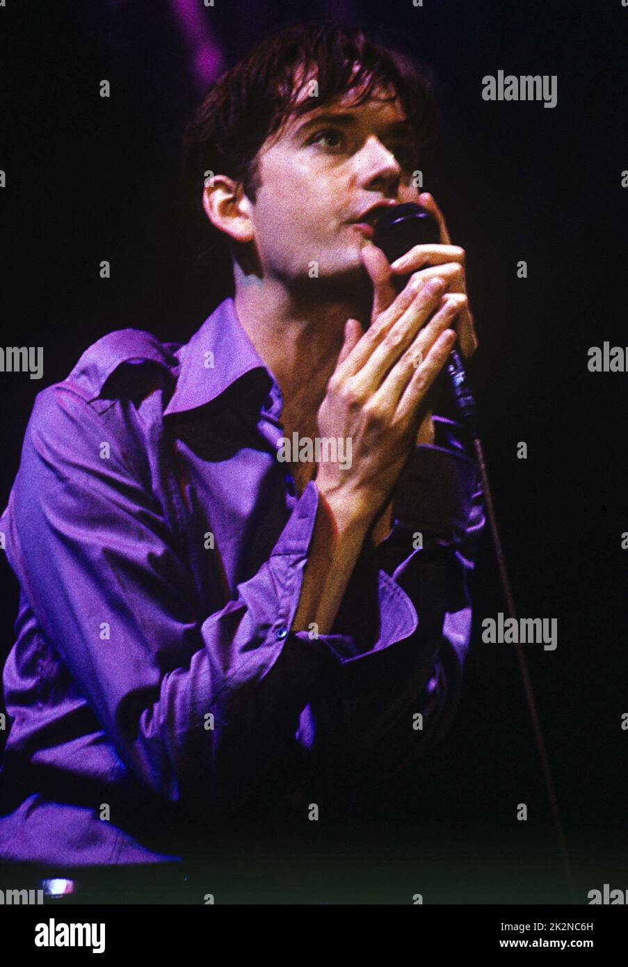 Pulp jarvis cocker 1996 hi-res stock photography and images - Alamy