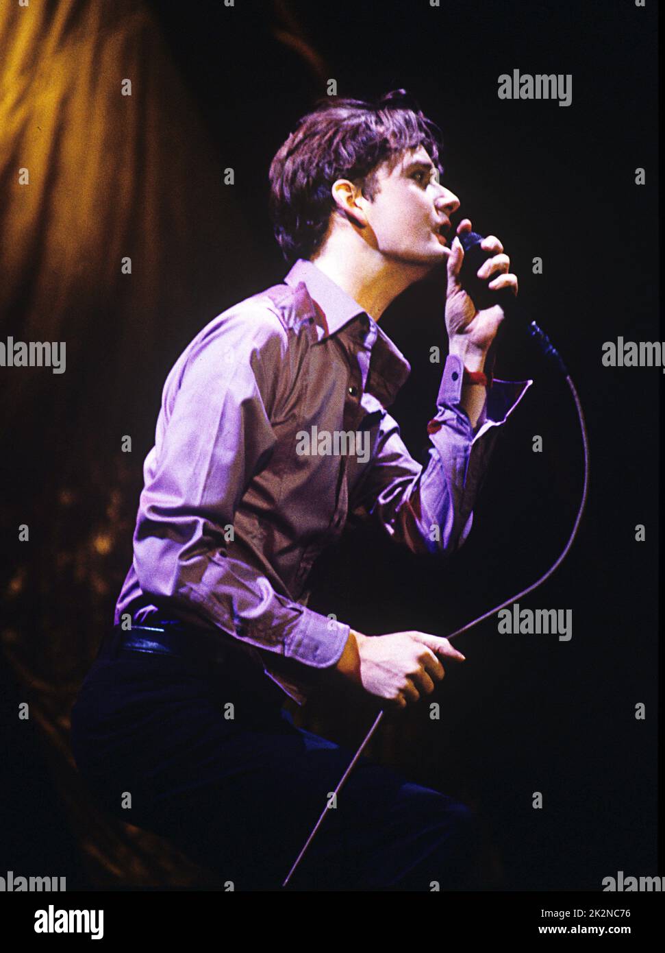 Pulp jarvis cocker 1996 hi-res stock photography and images - Alamy