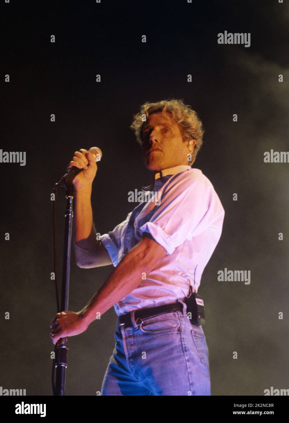 Roger in concert london hi-res stock photography and images - Alamy