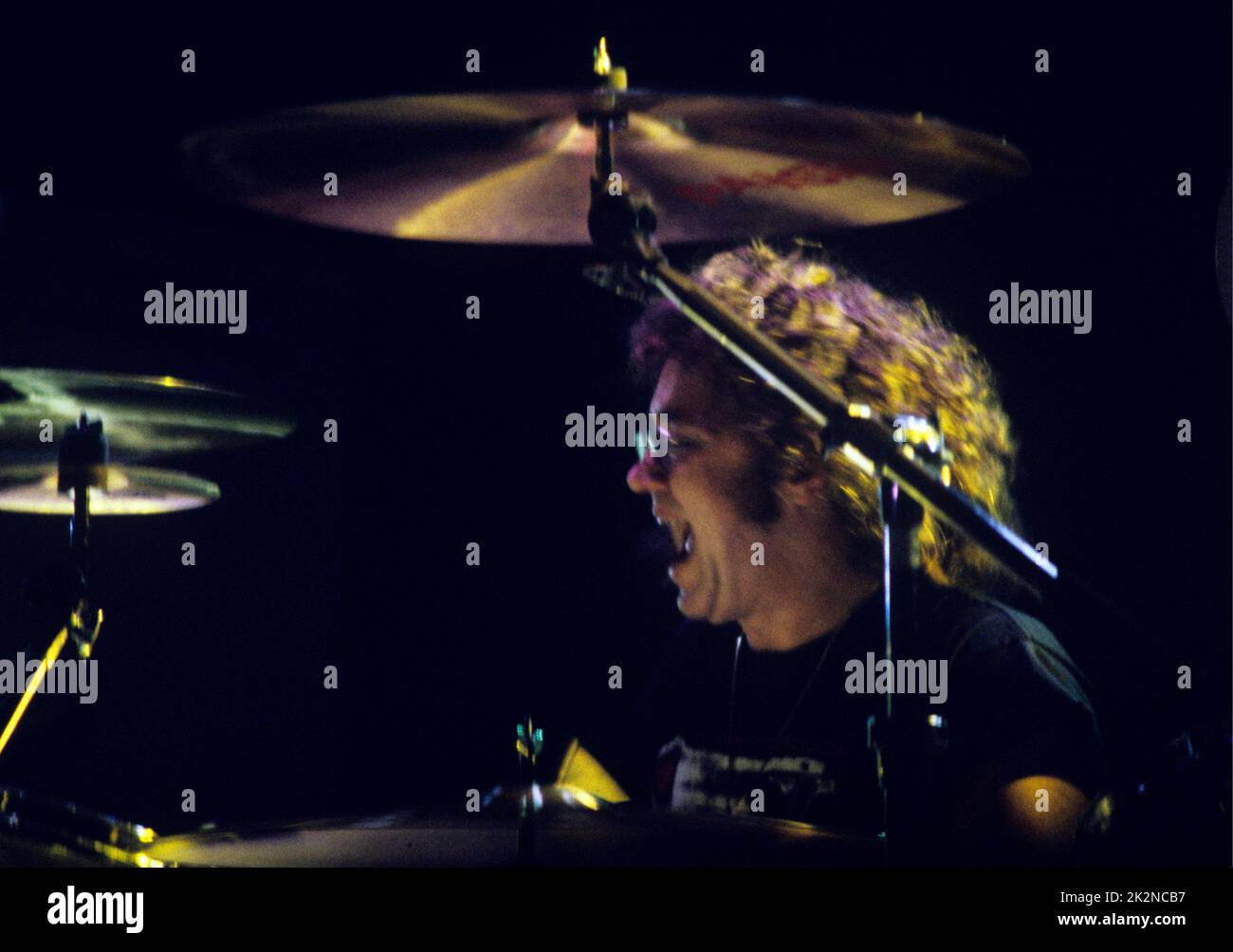 Deep purple performance deep purple play hi-res stock photography and ...