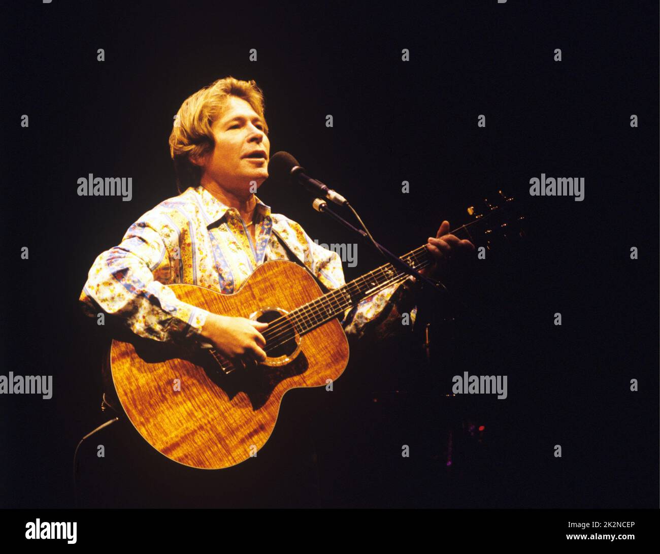 John denver singer hi-res stock photography and images - Alamy