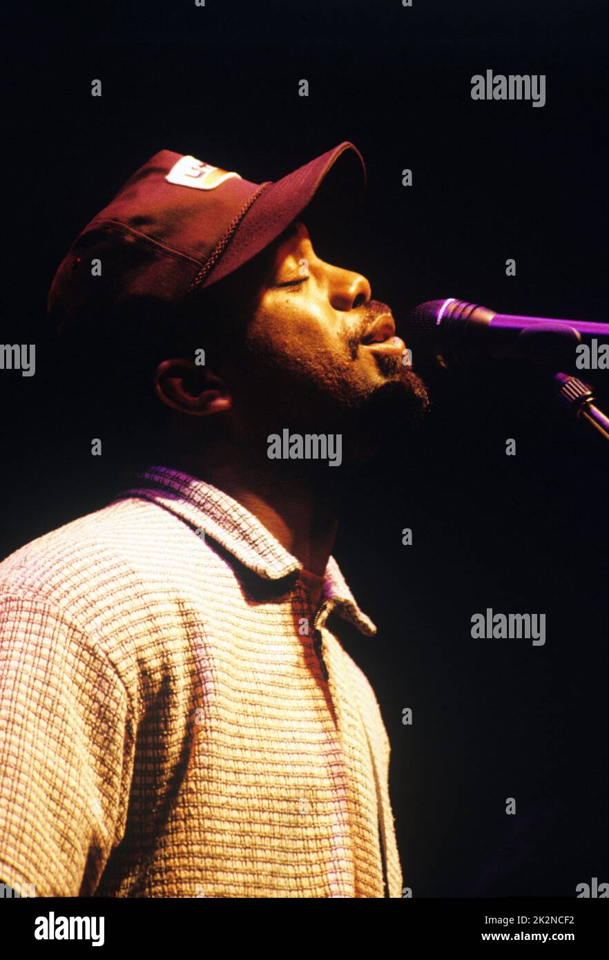 Darius rucker live hi-res stock photography and images - Alamy