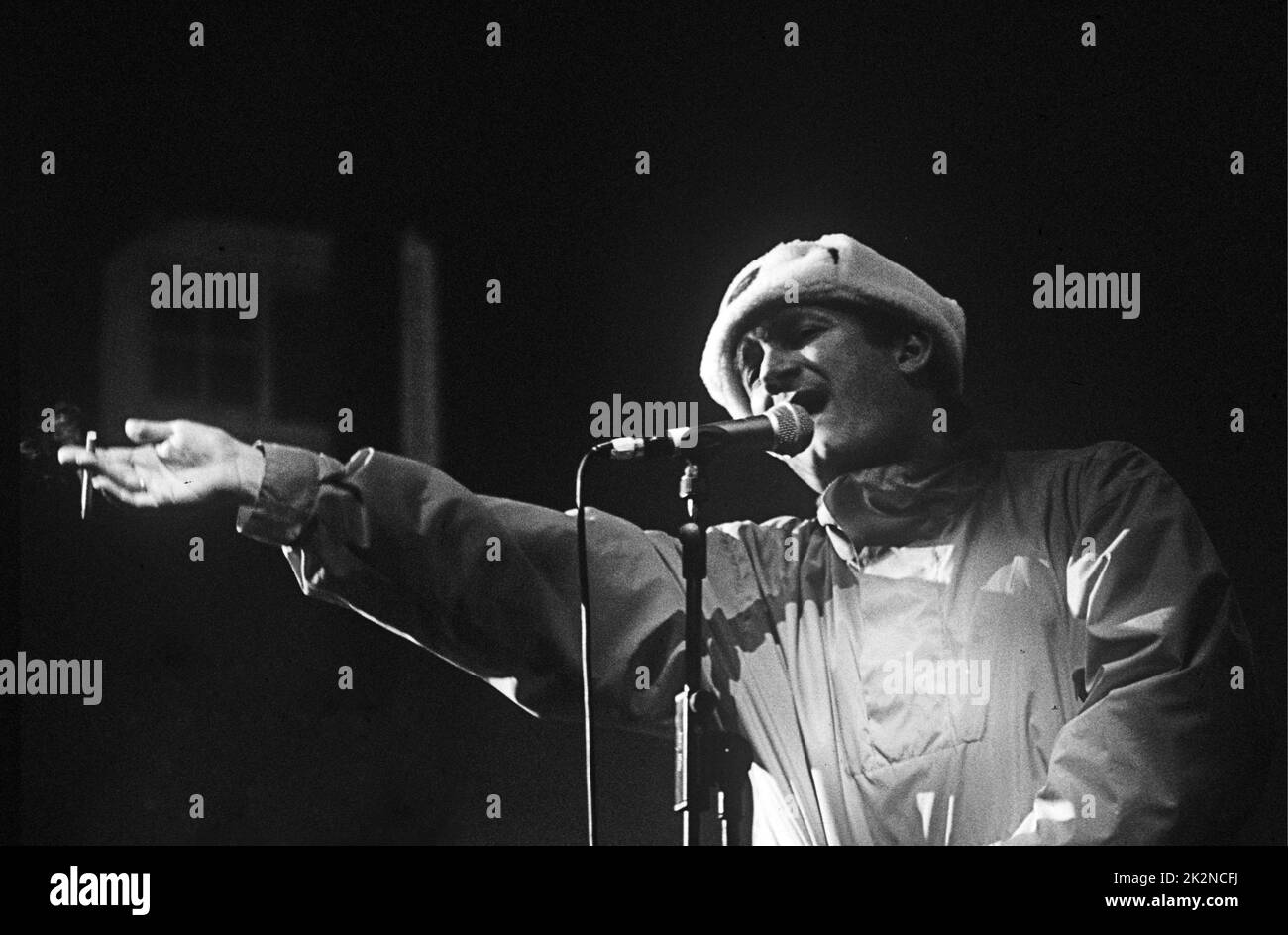 Paul heaton 1990 hi-res stock photography and images - Alamy