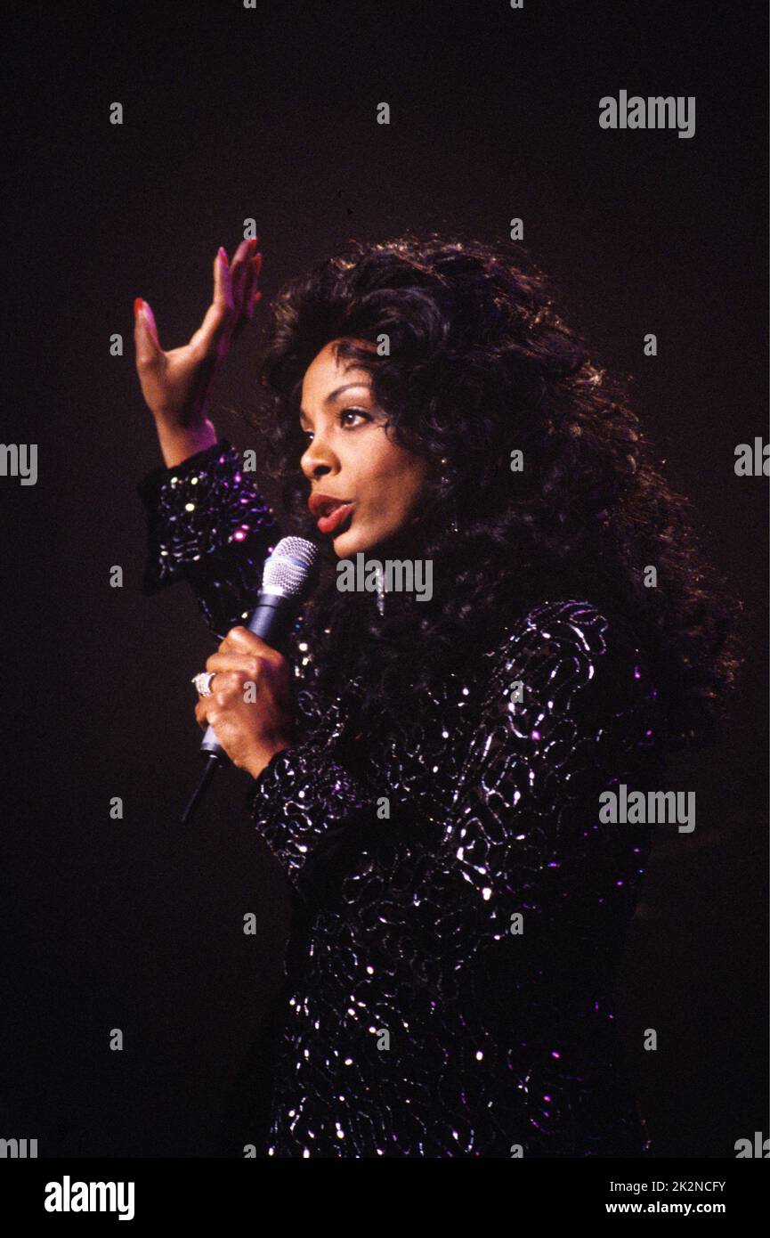 Donna hall hi-res stock photography and images - Alamy