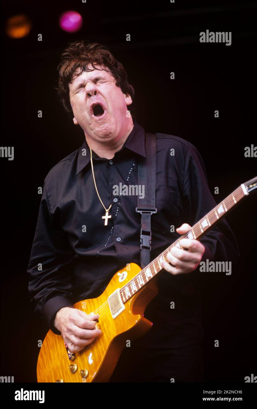 Gary moore 1990 hi-res stock photography and images - Alamy