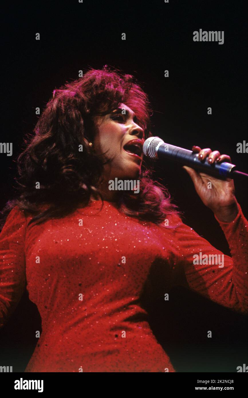 Mary wilson singer hi-res stock photography and images - Alamy