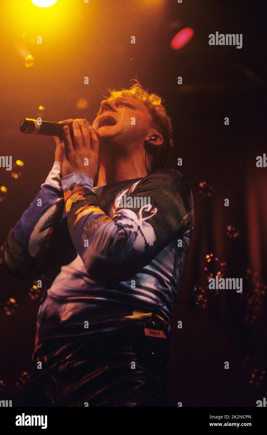 Erasure 1990s hi-res stock photography and images - Alamy