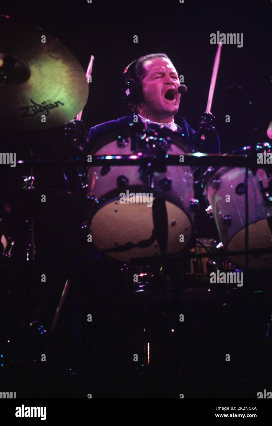 Micky dolenz drummer hi-res stock photography and images - Alamy