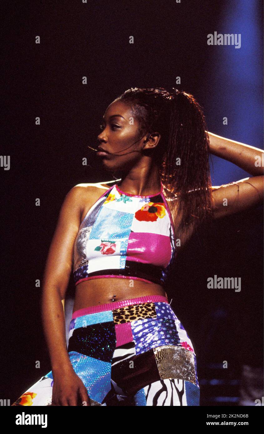Brandy singer 1999 hi-res stock photography and images - Alamy