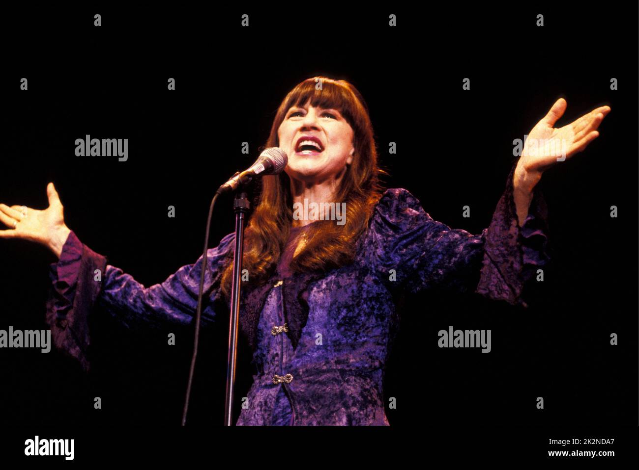 Judith durham hi-res stock photography and images - Alamy