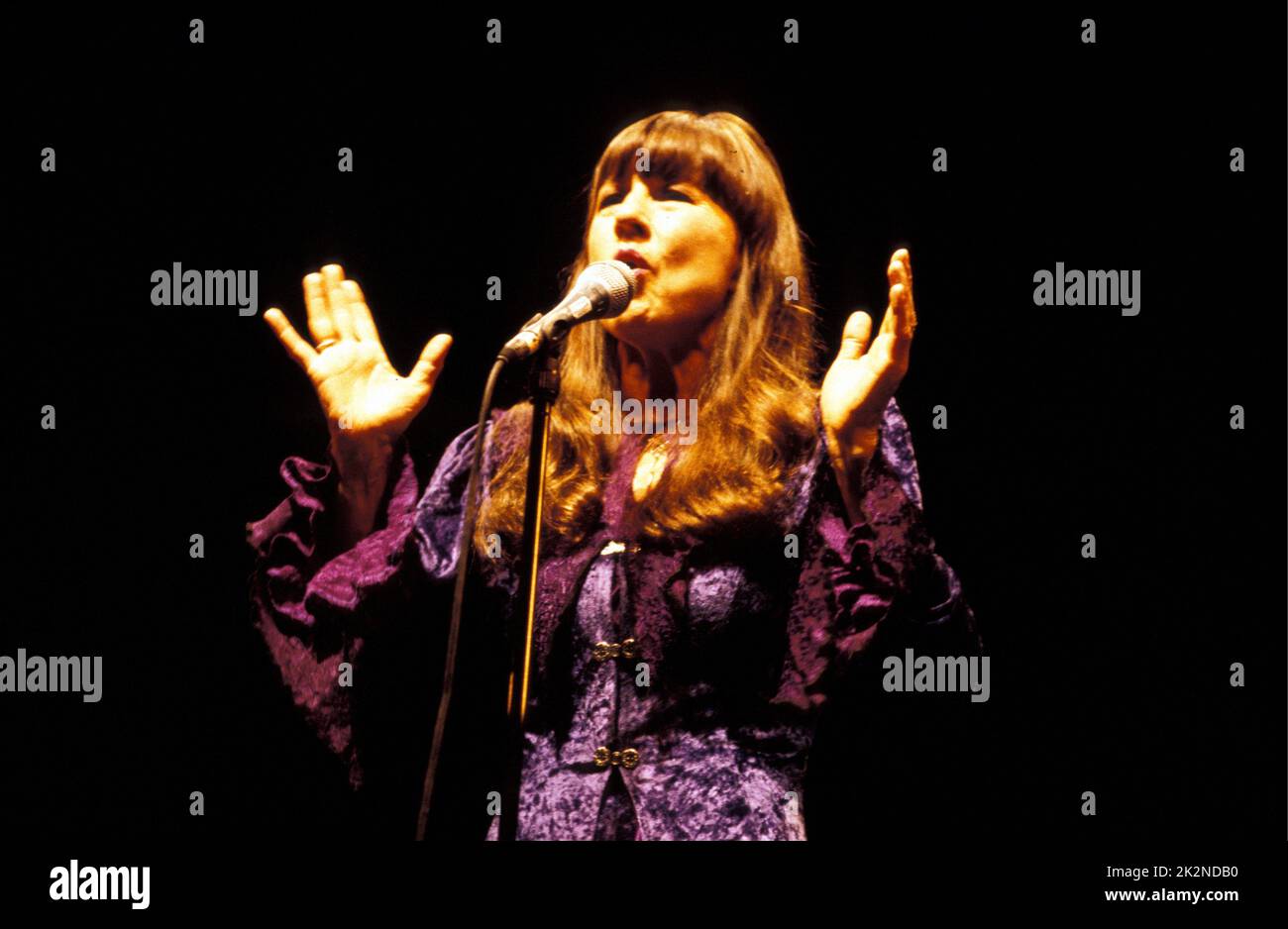 Judith durham hi-res stock photography and images - Alamy