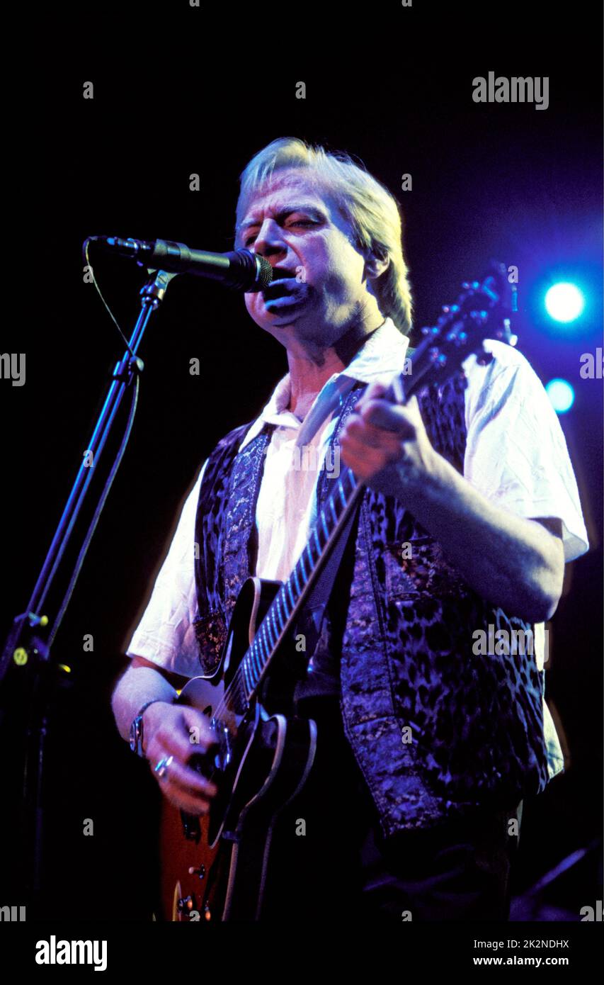 The moody blues band hi-res stock photography and images - Alamy