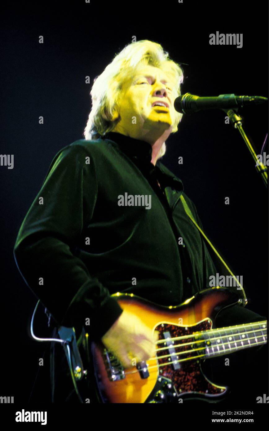 The moody blues band hi-res stock photography and images - Alamy
