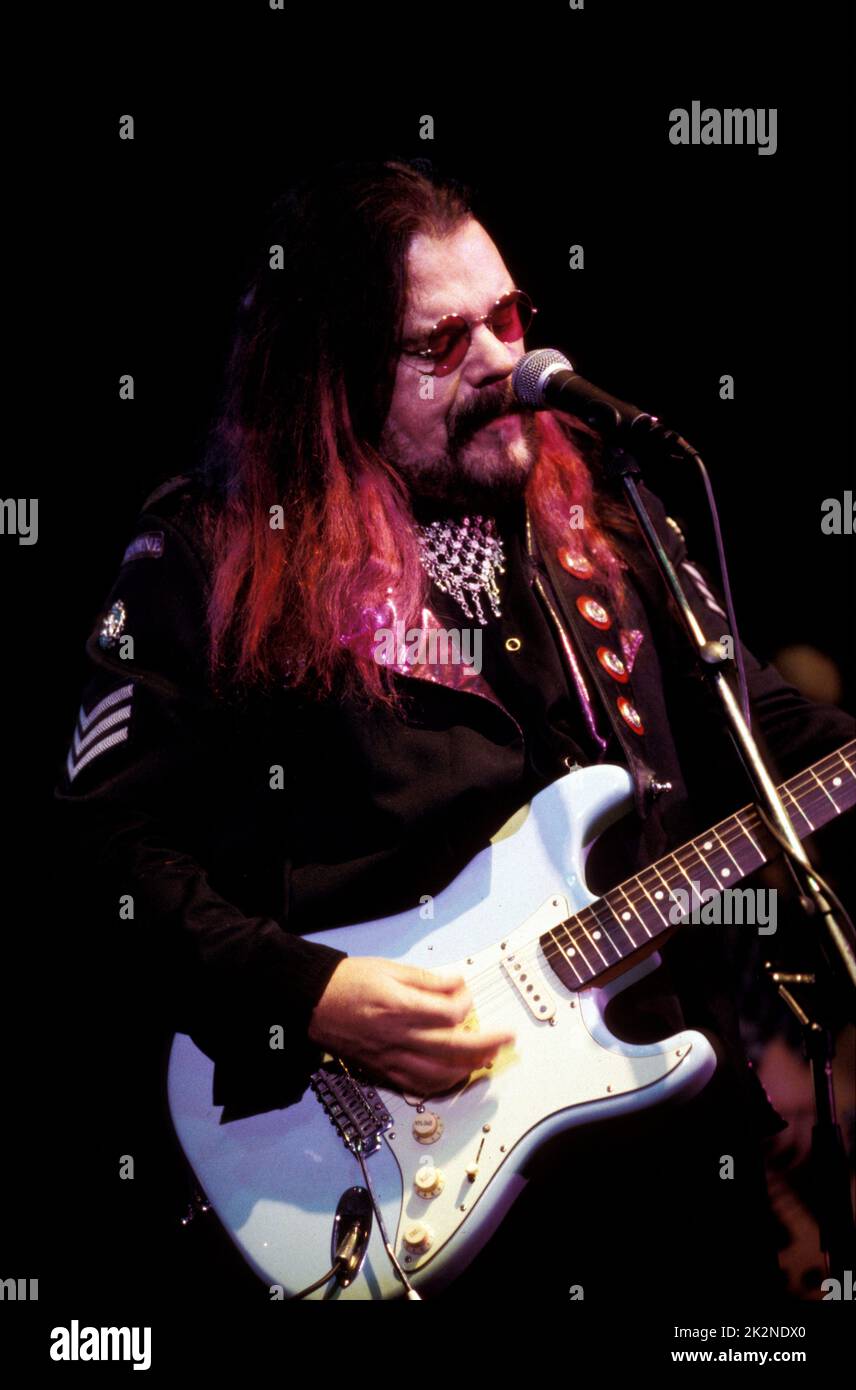 Roy wood performing hi-res stock photography and images - Alamy