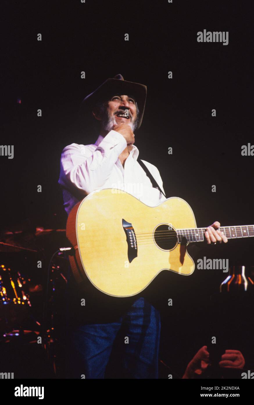 Don s williams hi-res stock photography and images - Alamy