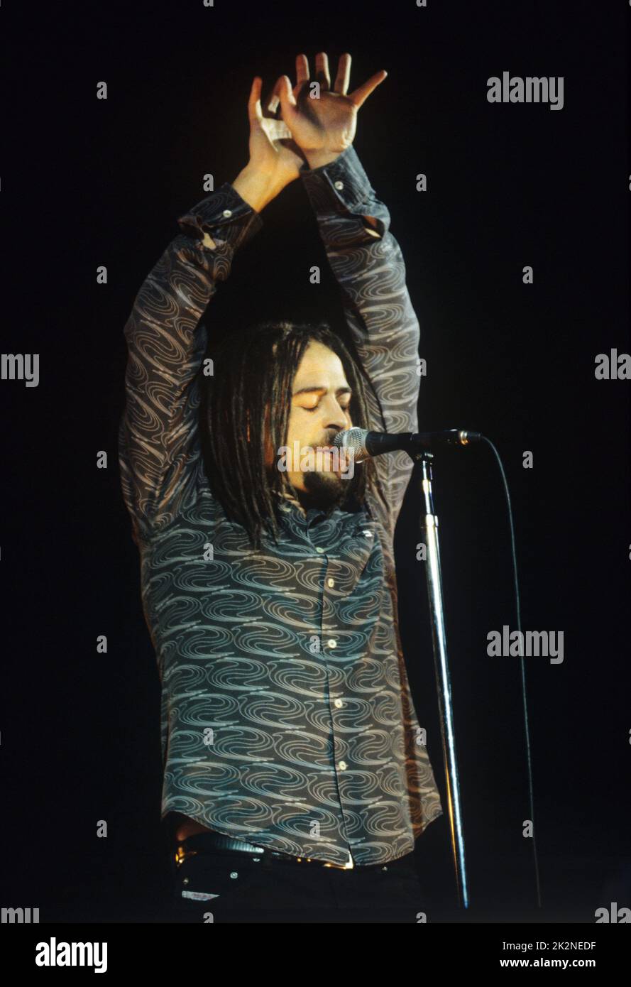 Counting crows gig show hi-res stock photography and images - Alamy