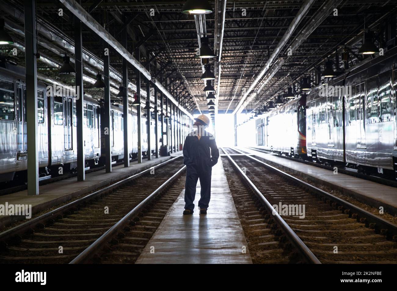 Back view portrait woman engineer hi-res stock photography and images ...