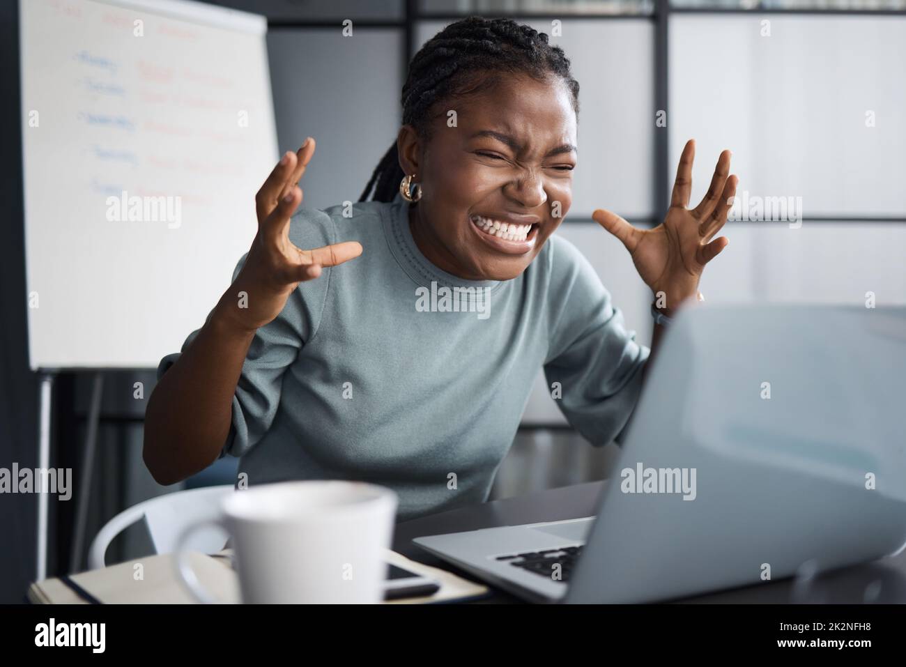 Angry office worker hi-res stock photography and images - Alamy