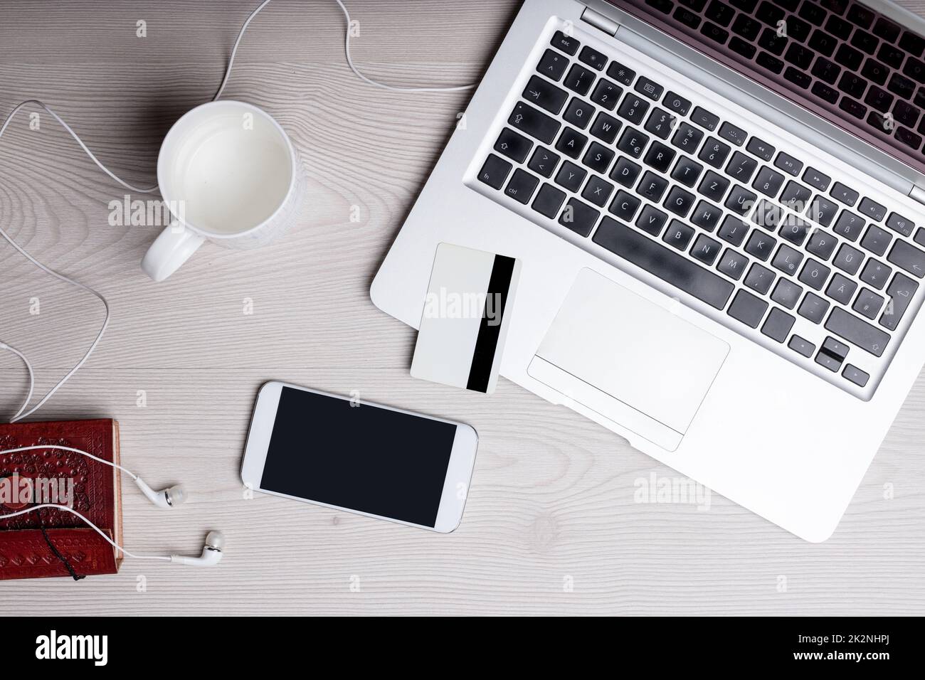 smartphone and laptop computer ready to buy Stock Photo - Alamy