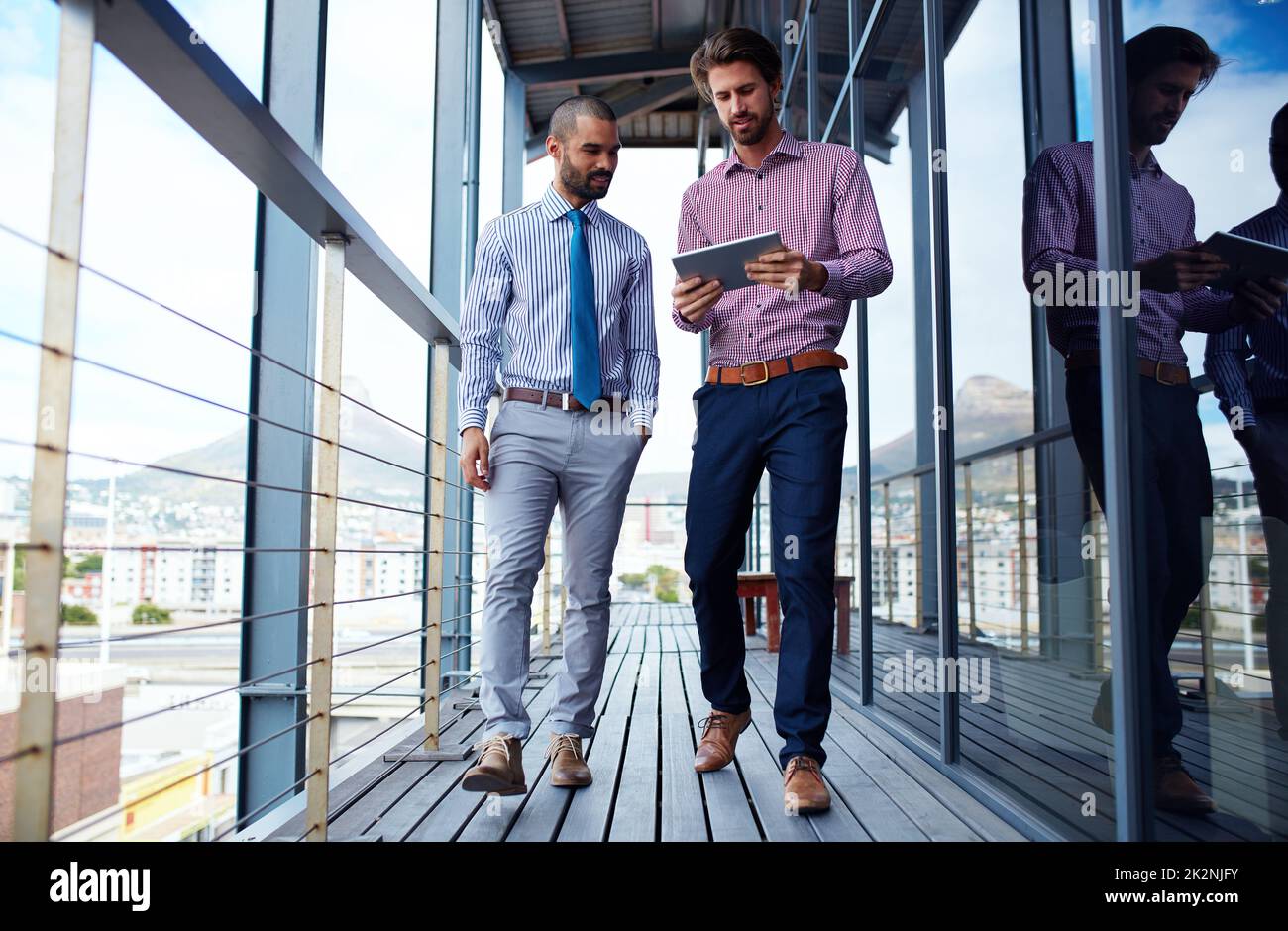 Effective teamwork hi-res stock photography and images - Alamy