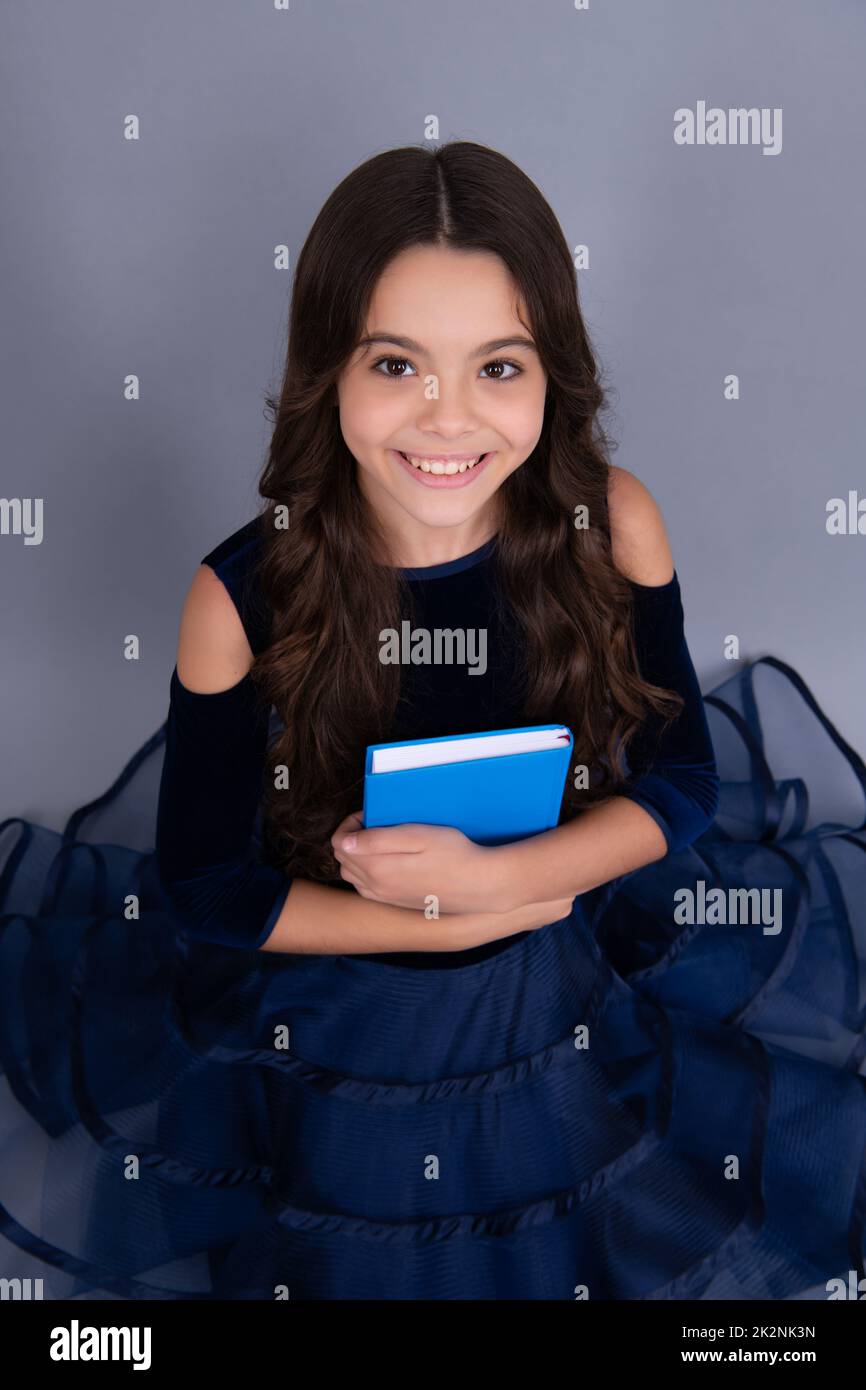 Happy smiling teenager school girl. Schoolchild, teenage student girl ...