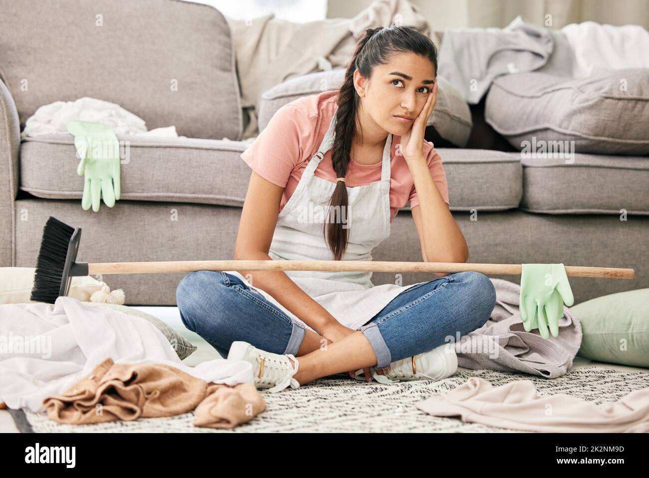 Messy living room hi-res stock photography and images - Alamy