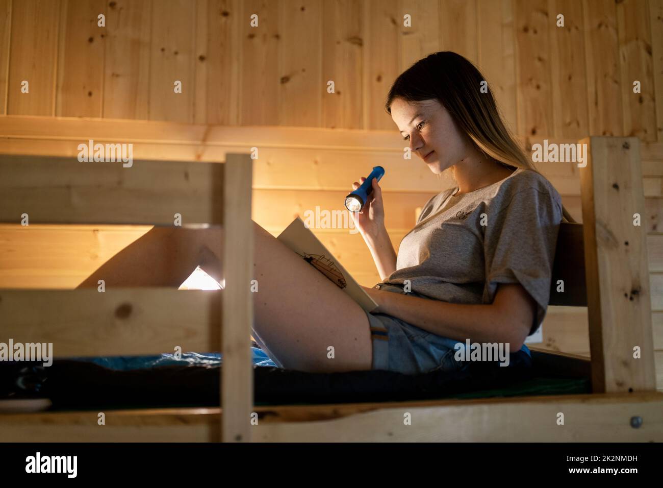 Girl with flashlight hi-res stock photography and images - Alamy