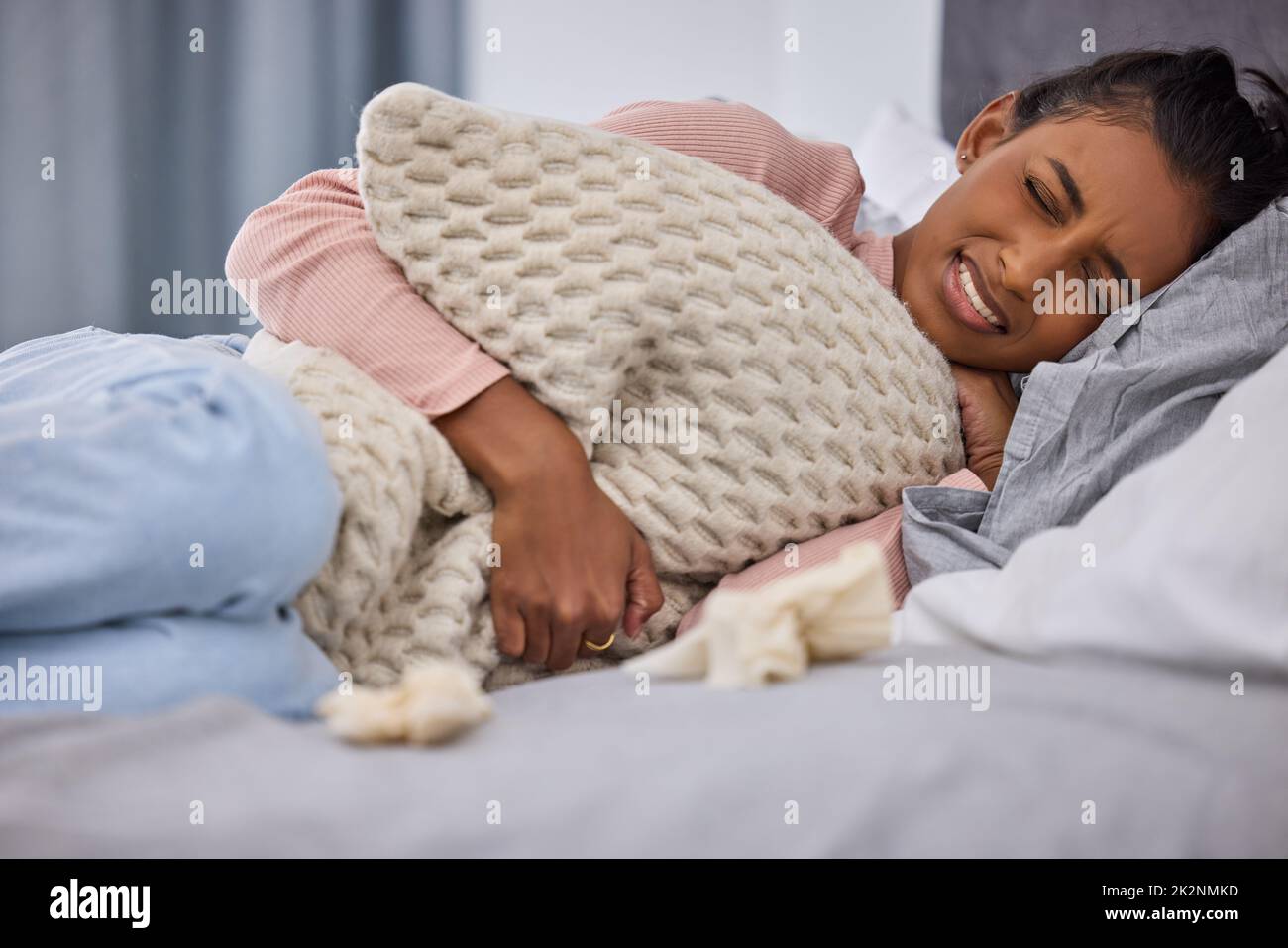 Wince pain hi-res stock photography and images - Alamy