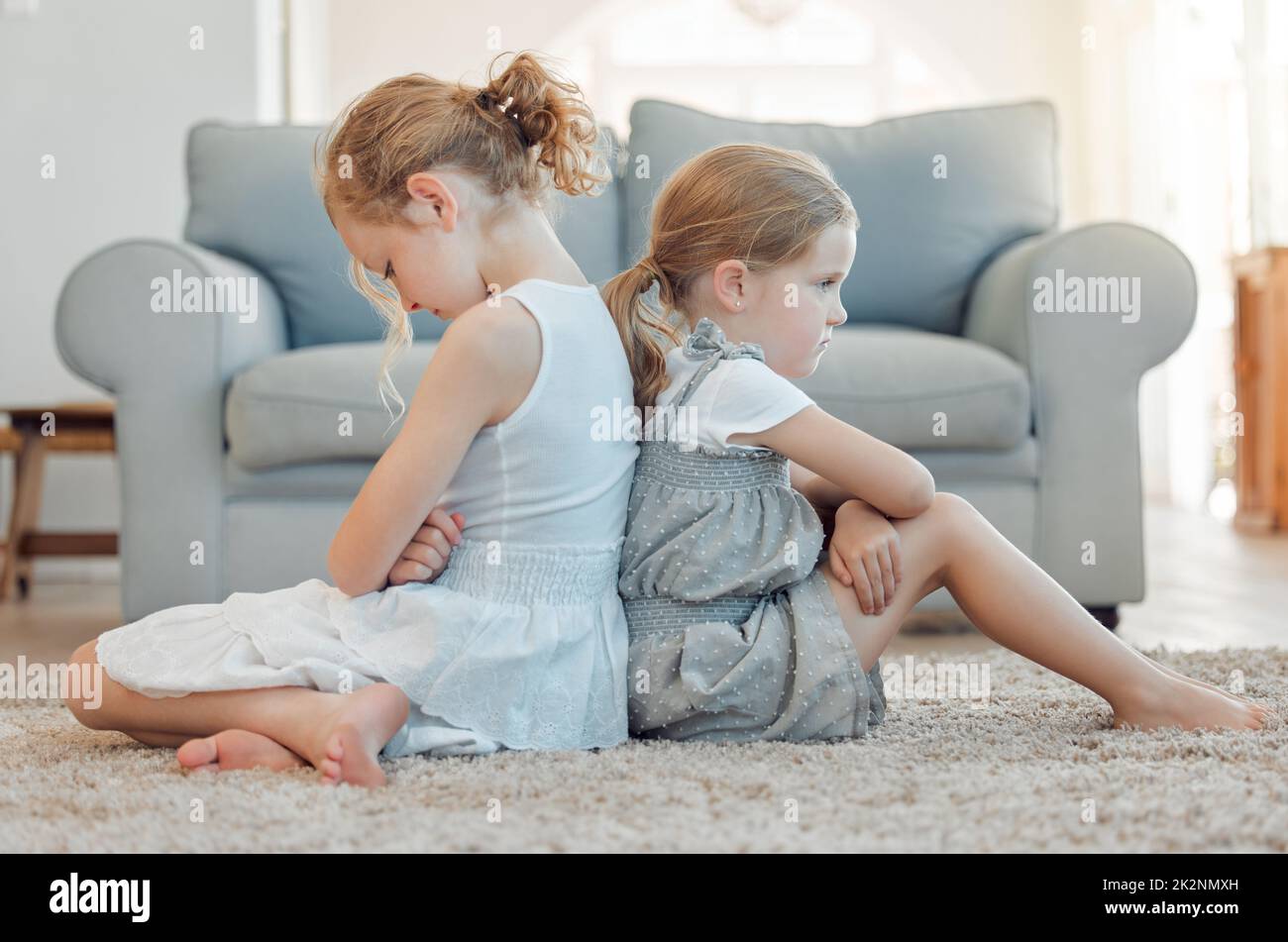 Two angry girls hi-res stock photography and images - Alamy