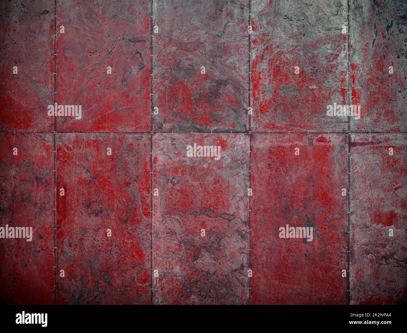 Weathered red metal hi-res stock photography and images - Alamy