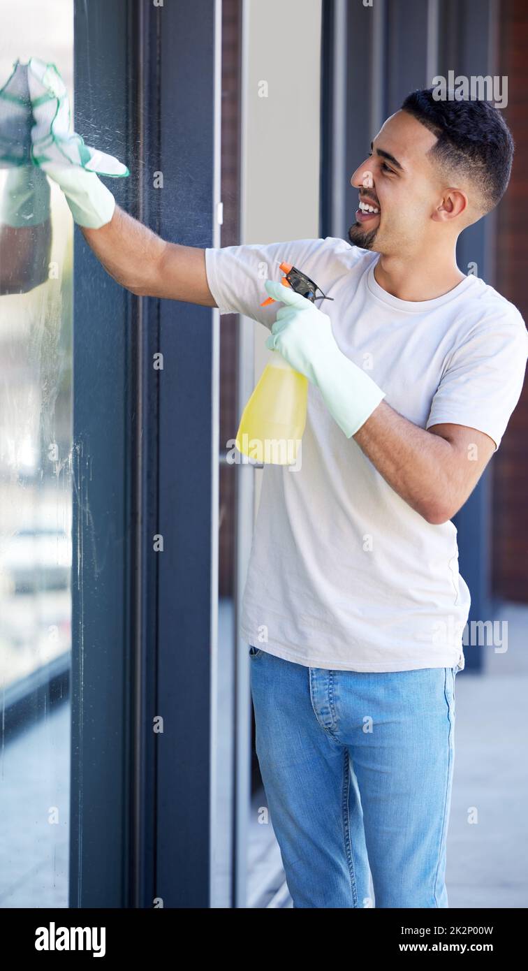 Man washing cloth hi-res stock photography and images - Alamy